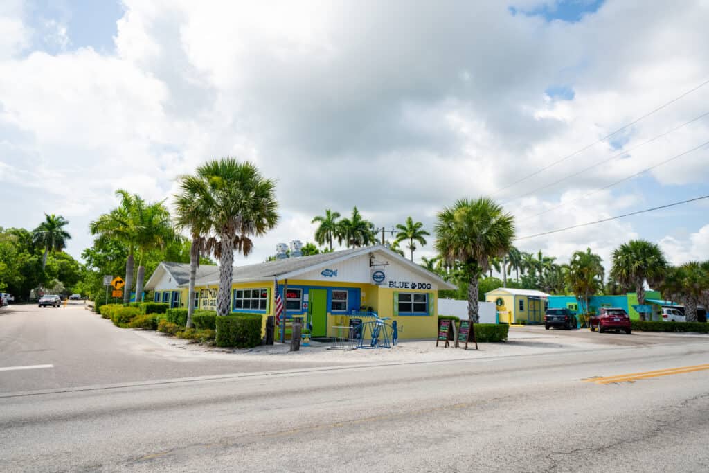 Spend the Perfect Weekend in Matlacha, Florida - Open The World